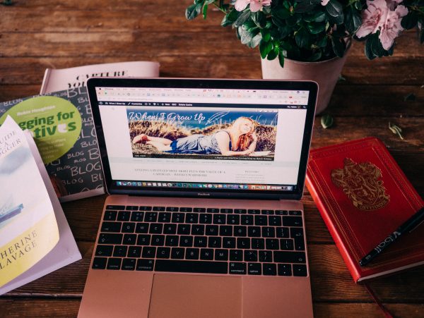 Magic in the Mundane – inspired by Sara Tasker | When I Grow Up